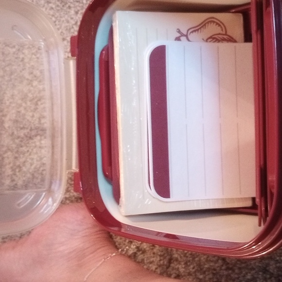 Tupperware | Kitchen | Plastic Recipe Box Tupperware Recipe Holder ...